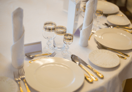 Professional Table setting and dining etiquette workshop | skilldeer