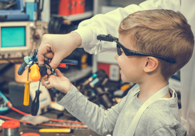 Quirky Science Experiments: Magic of Physics - Ages: 6-11 | skilldeer