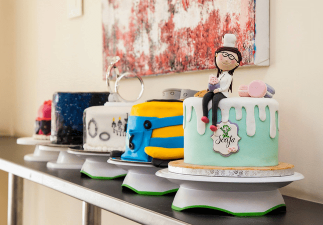 Pro Pastry Program - Module 5: Cakes & Cake Decorating | skilldeer