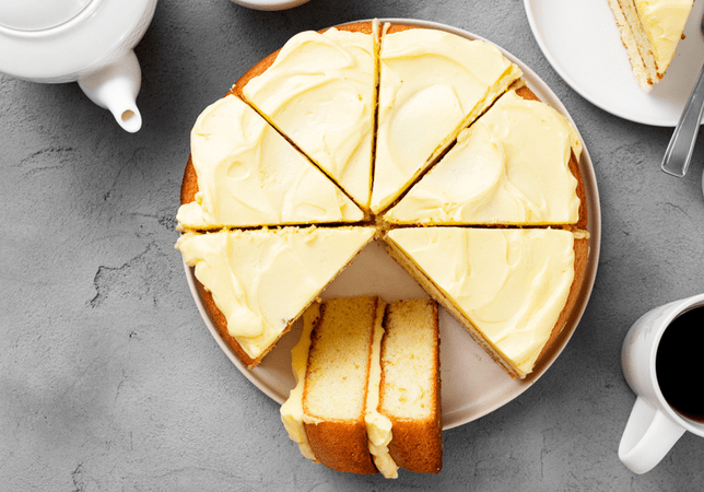 Private Birthday Cake Class: Sponge Cake & Buttercream Piping | skilldeer