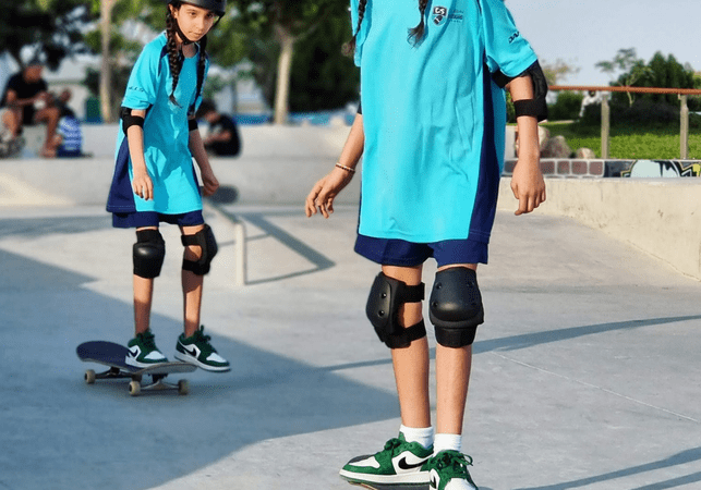 Skateboard Lessons for Kids - Ages: 3-9 (Damac Hills) | skilldeer