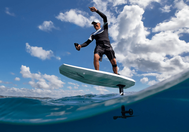 Private E-Foil Waterboard Experience | skilldeer