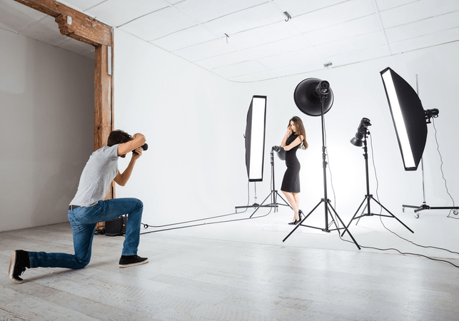 Intro to Indoor Portrait Photography (Studio Lighting) | skilldeer